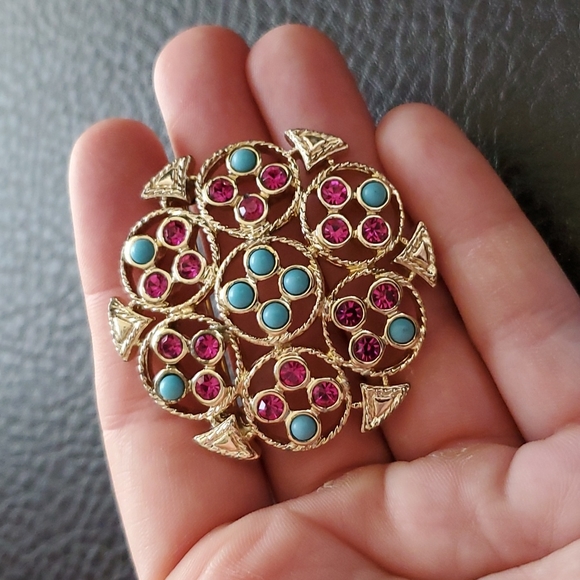 Sarah Coventry | Jewelry | Vtg Sarah Coventry Brooch | Poshmark